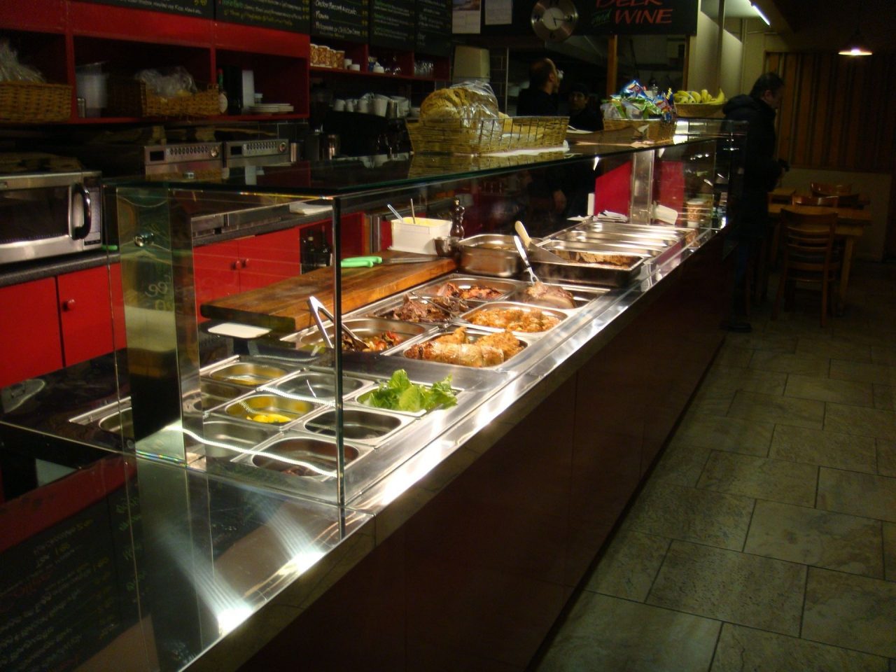 Hot & cold servery counters in London, UK | Manufacturers of food ...