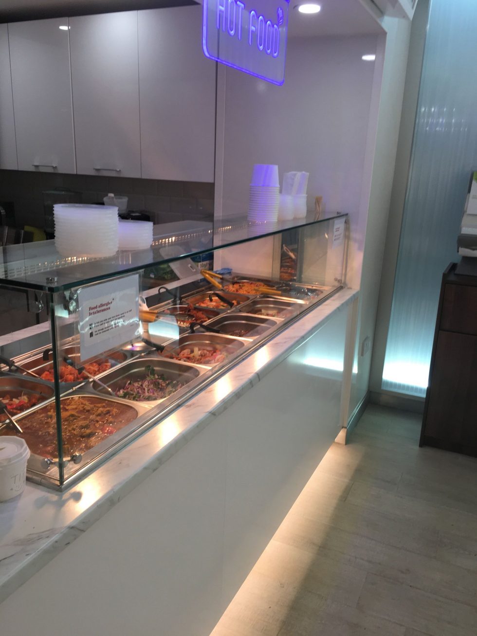 Hot & cold servery counters in London, UK | Manufacturers of food ...